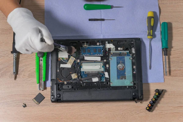 Computer repair room Stock Photos, Royalty Free Computer repair room ...