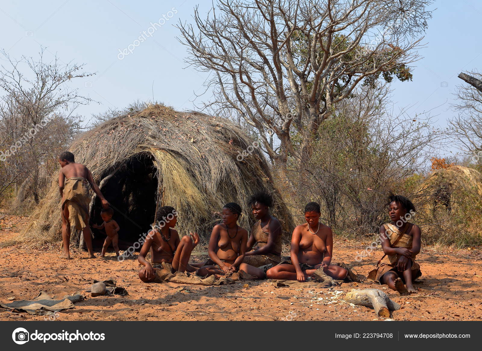 People San Tribe Namibia September 2012 – Stock Editorial Photo ...
