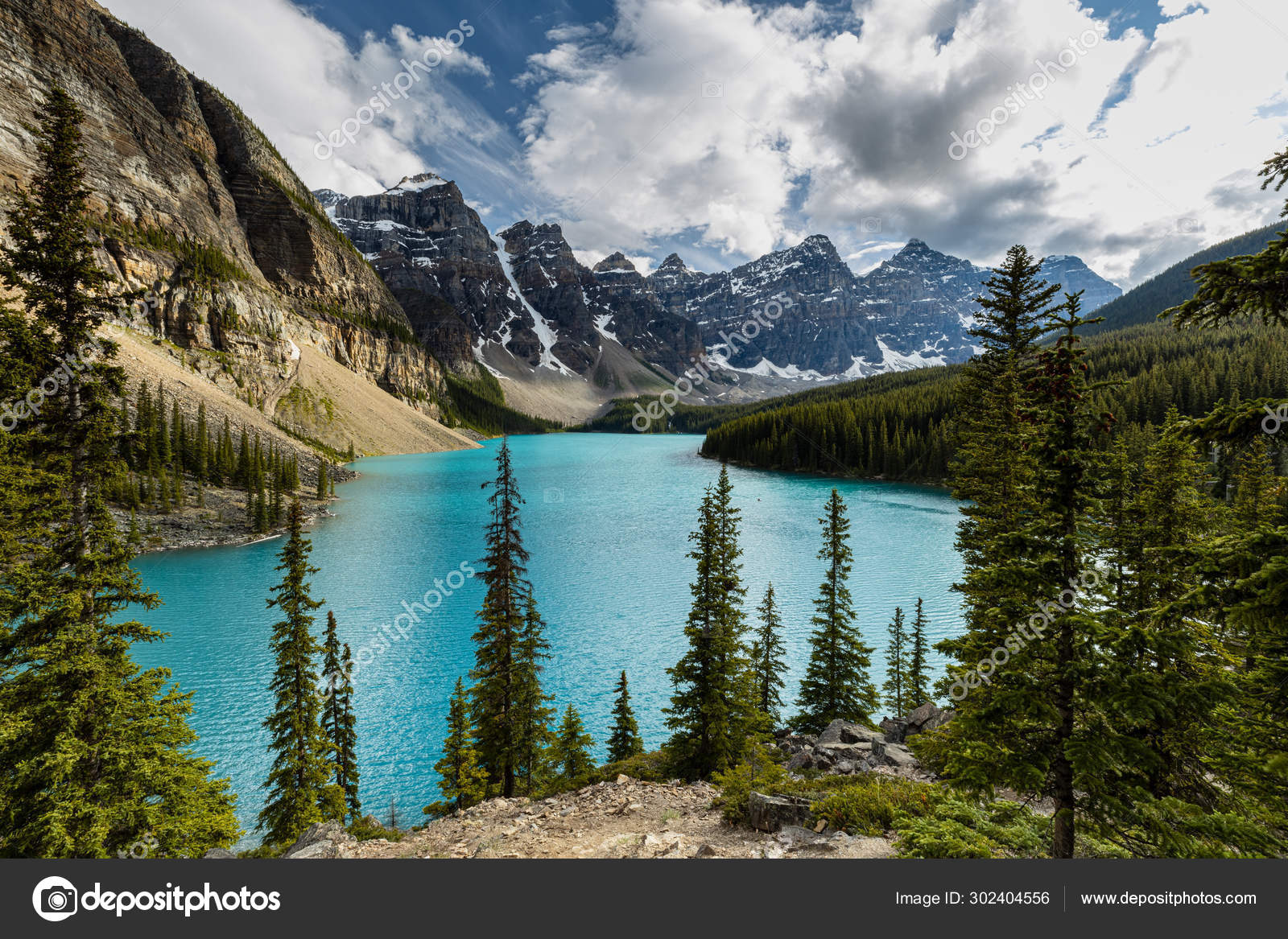 Lake Moraine Banff National Park Canada Alberta — Stock Photo © hecke06 #302404556