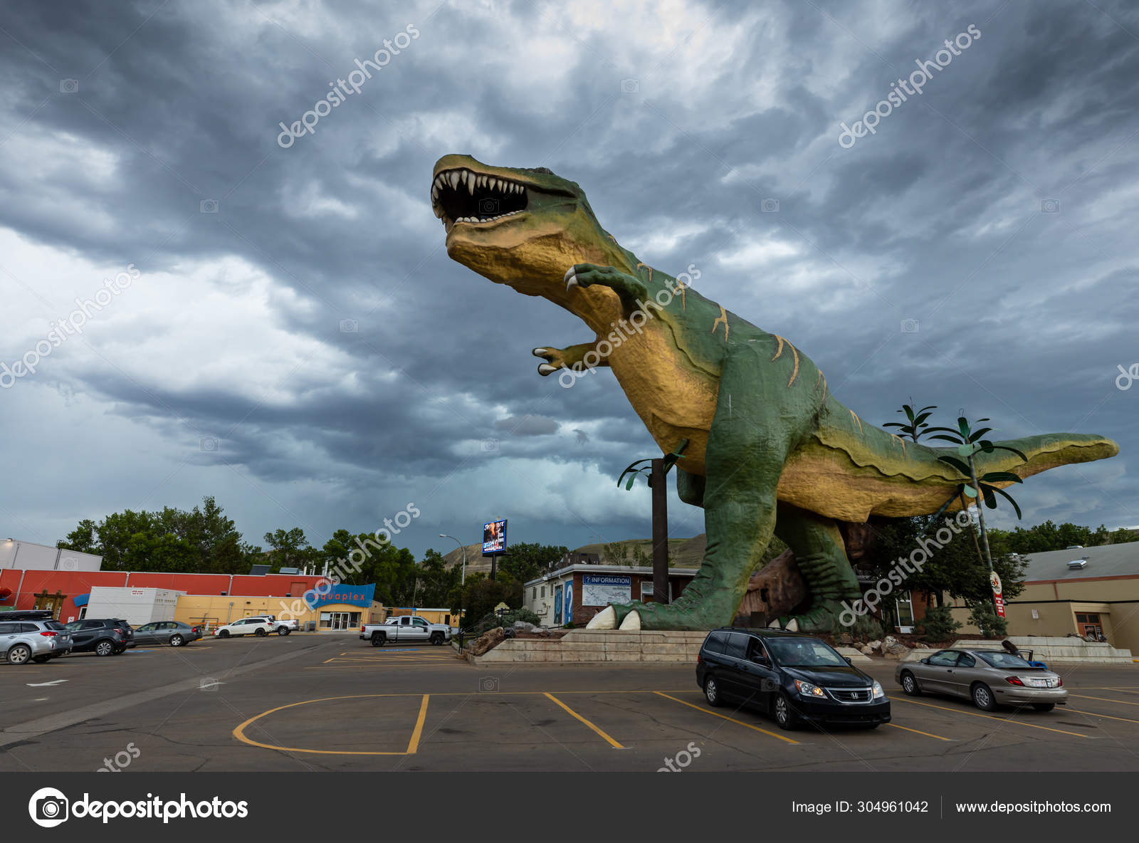 Rex Dinosaur Drumheller Alberta Canada June 2019 – Stock Editorial ...