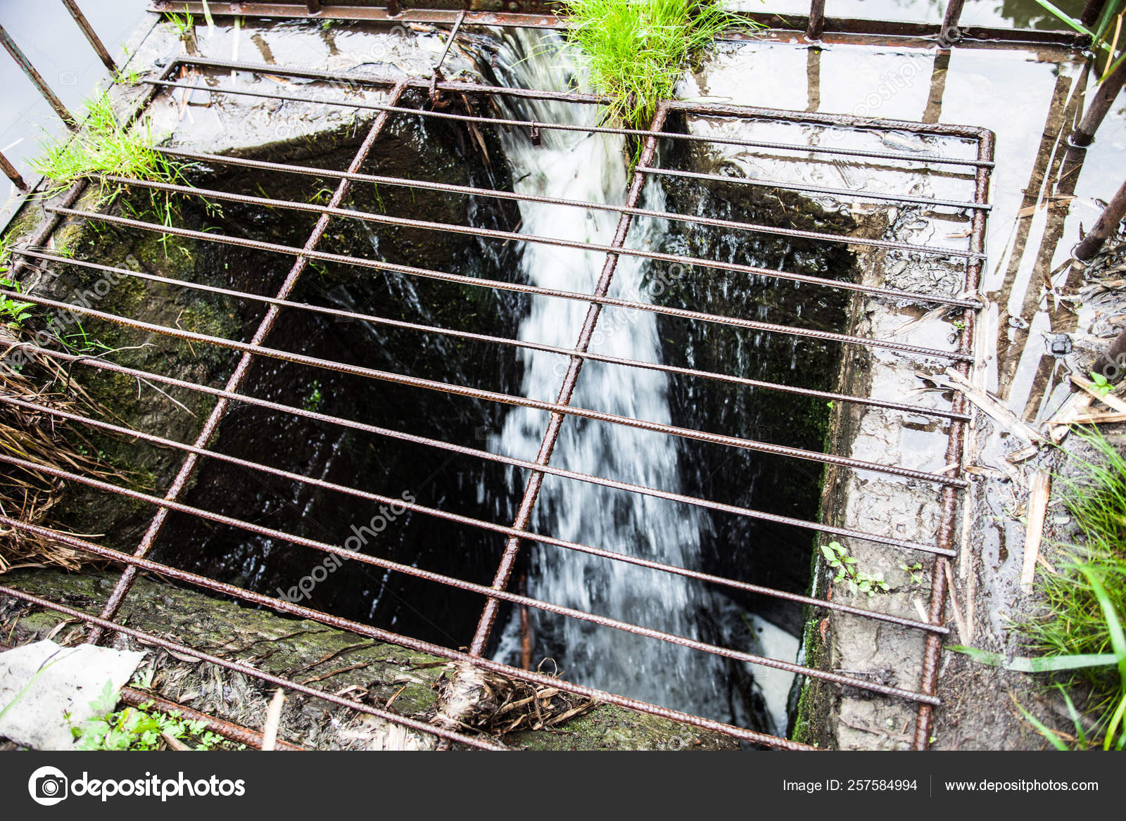 Water Flowing Spillway Metal Grate Dam Close Stock Photo by ©YAYImages ...