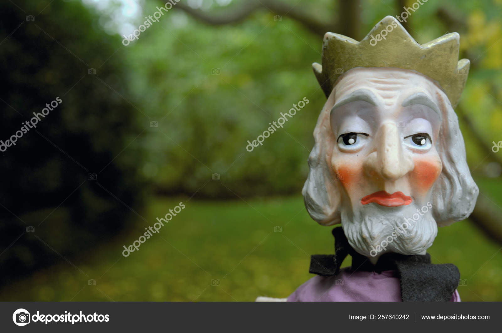 Old Fashioned King Hand Puppet Royal Gardens Stock Photo by ©YAYImages ...