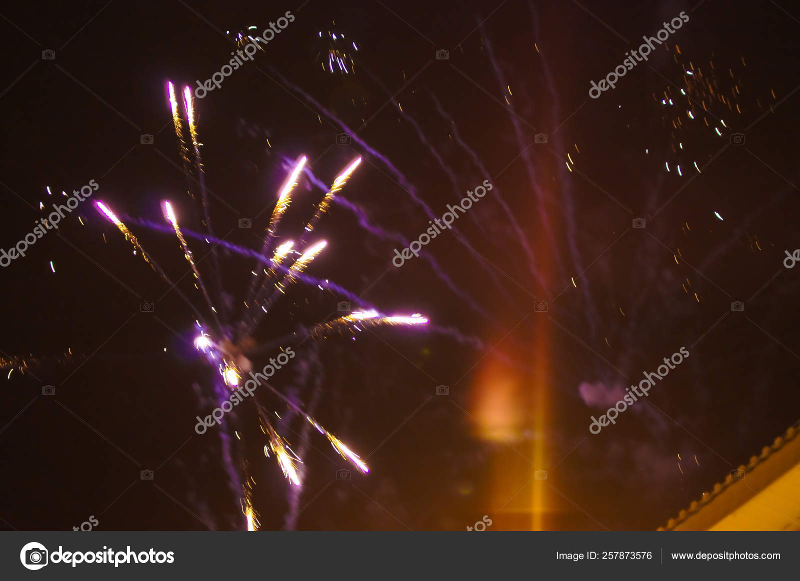 Firework Exploding Night Sky Background — Stock Photo © YAYImages ...