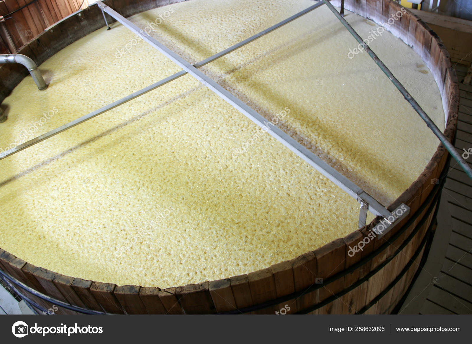 Mash Distillation Process Many Alcoholic Beverages — Stock Photo ...