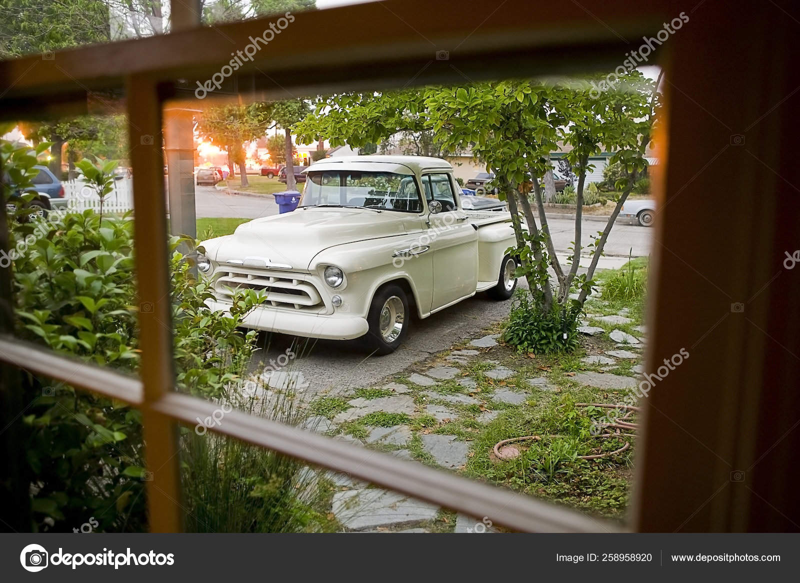Classic Chevy Pickup Scene Window Sunset – Stock Editorial Photo ...