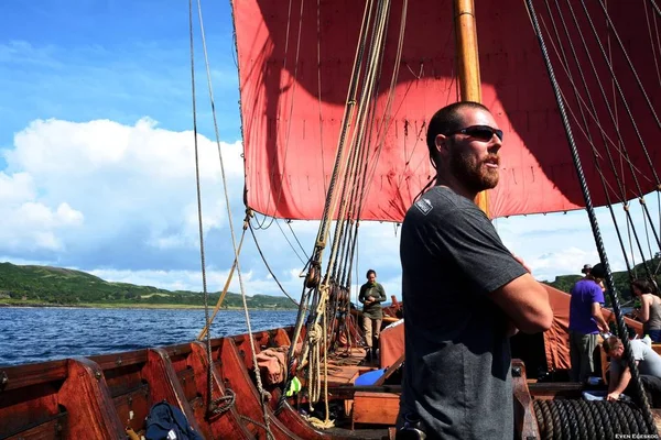 Sailing with the largest viking longship in the world.Sailing with ...