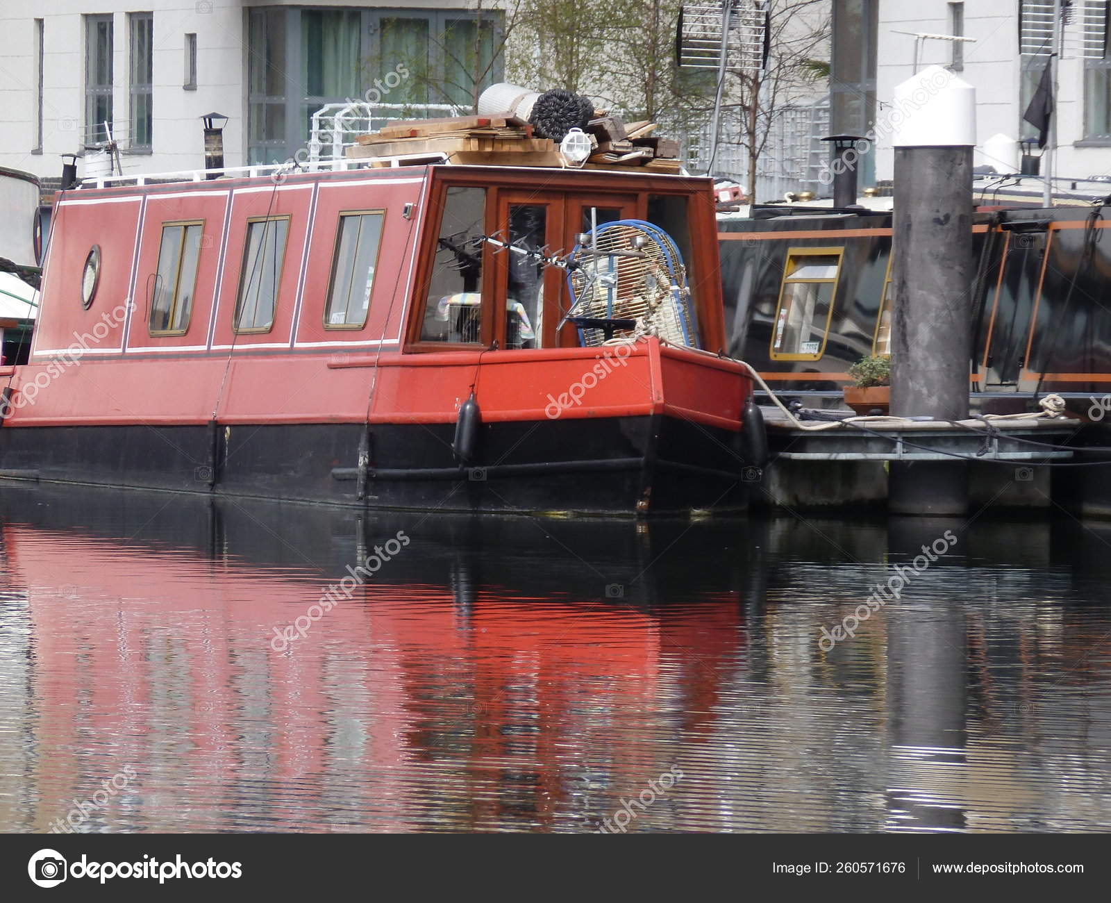 Red Barge Moored Grand Union Canal Brentford Lock London England ...