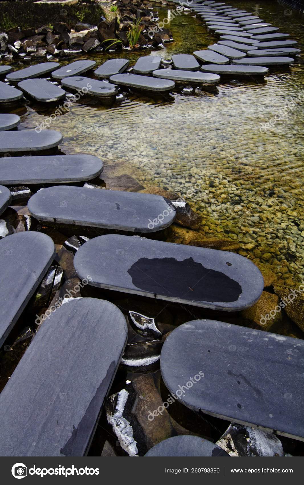View Curved Step Step Stone Road Urban Park Lake — Stock Photo ...