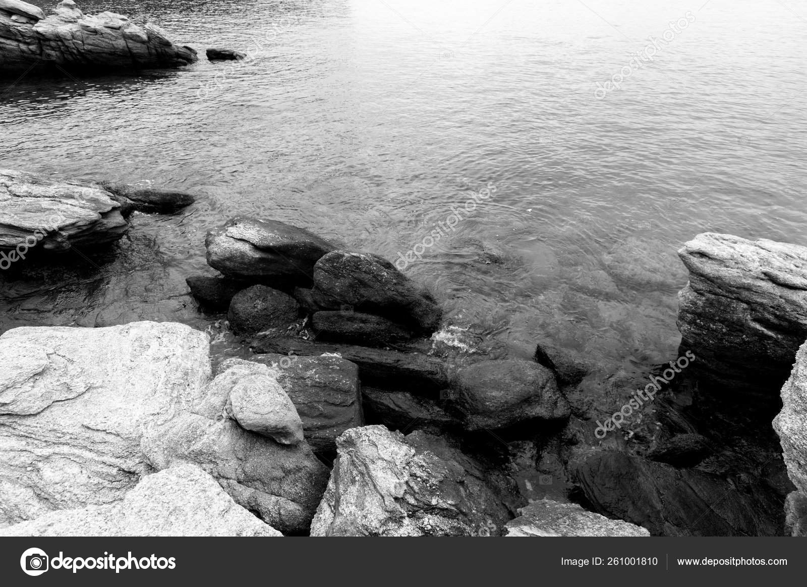 Shore Ocean Big Rocks Water — Stock Photo © YAYImages #261001810