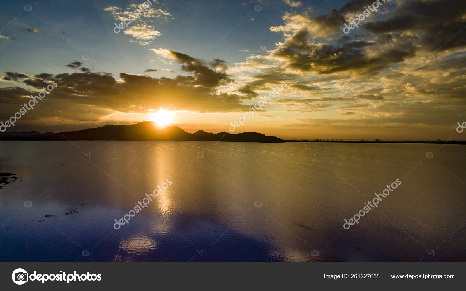 Beautiful Scenic Sun Set Sky Bangpra Reservoir Lake Chonburi Eastern ...