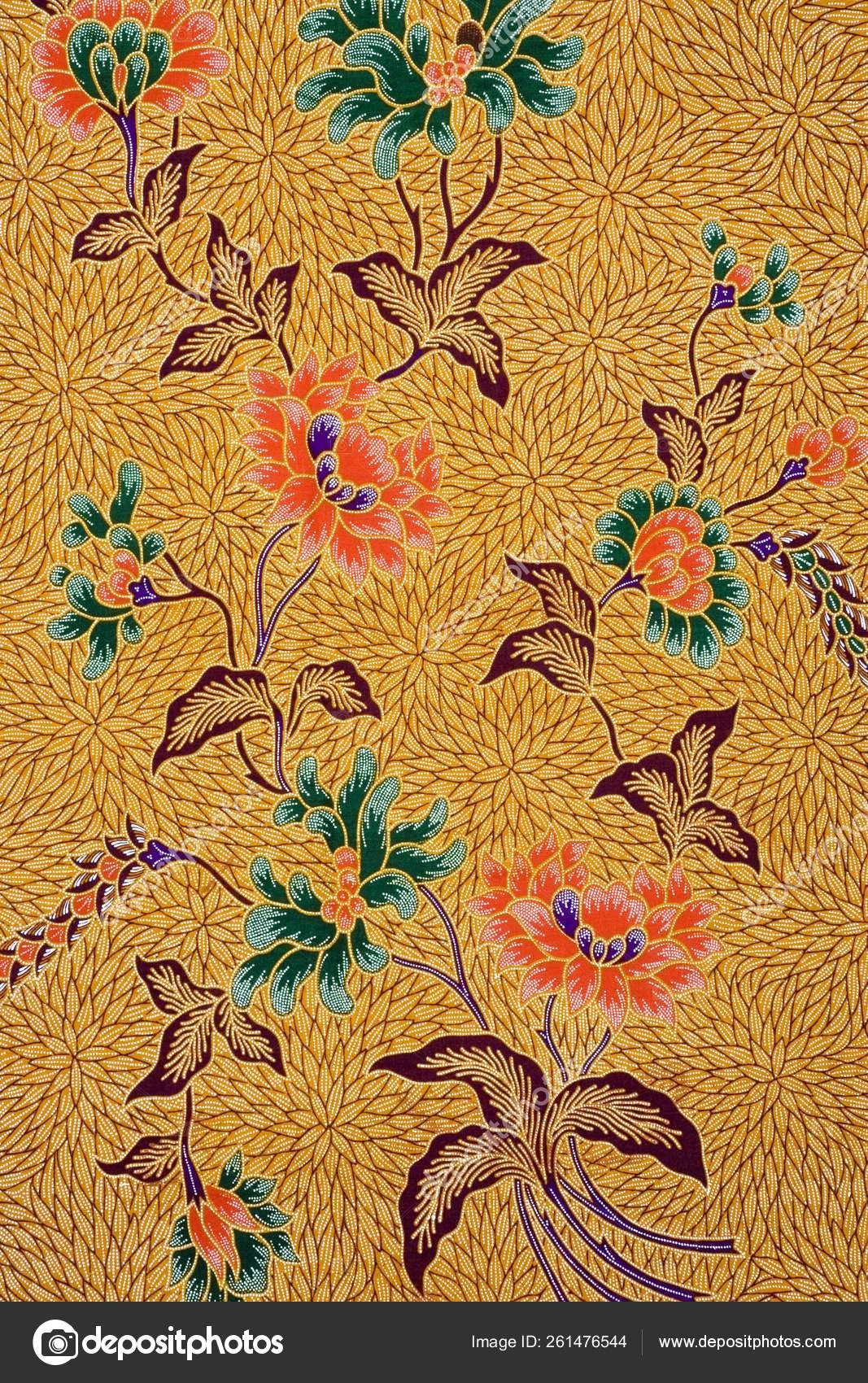 Image Indonesian Batik Sarong Pattern — Stock Photo © YAYImages #261476544