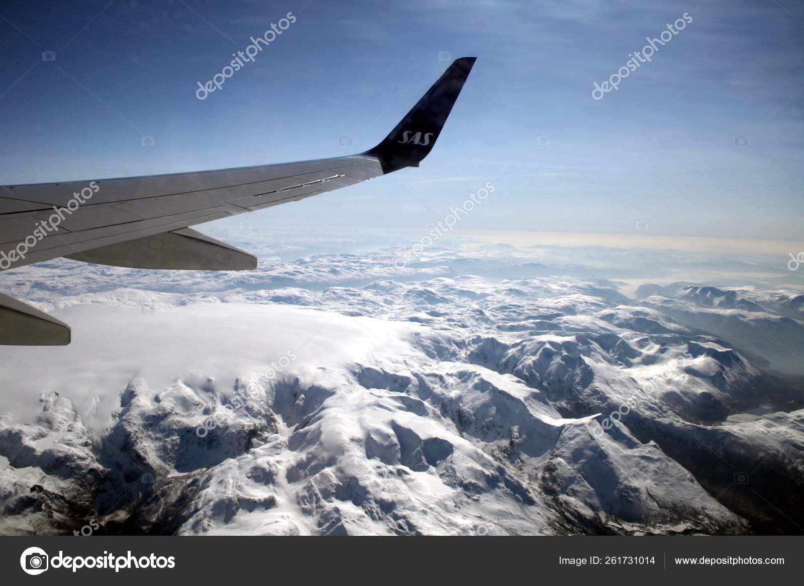 Plane Wing Fligt Sas Logo Mountains Snow – Stock Editorial Photo ...