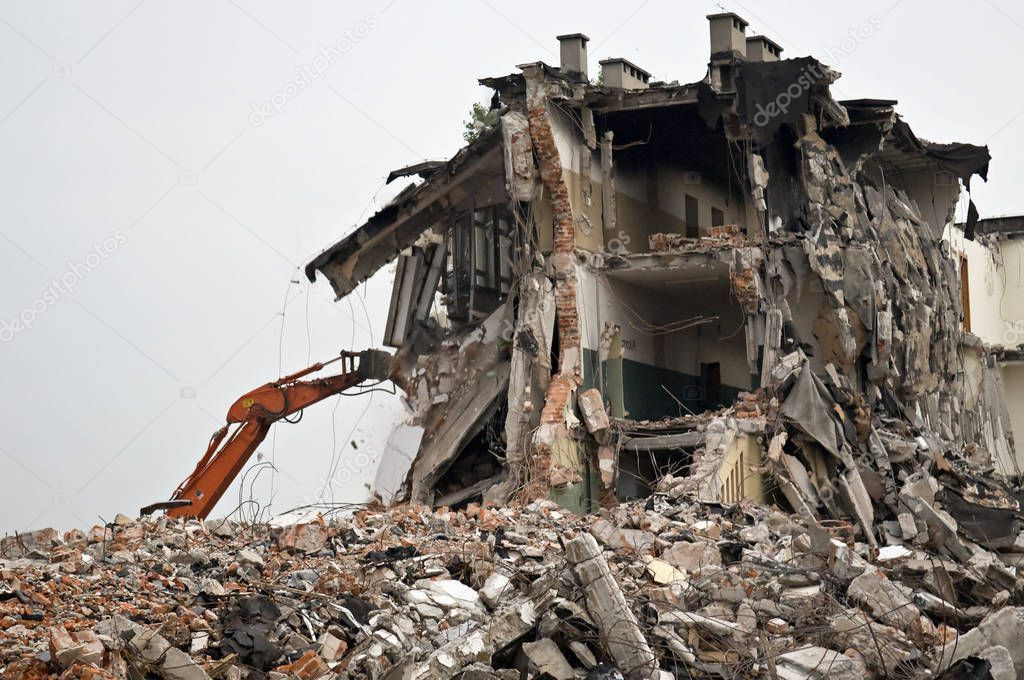 Edificio destruido, puede ser utilizado como demolición, terremoto ...