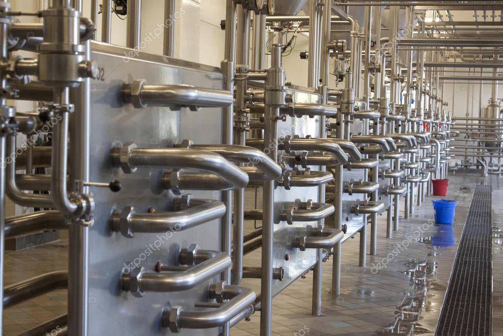 gran planta de fabricaci n de cerveza. tambi n podr a ser una gran granja lechera. 2024