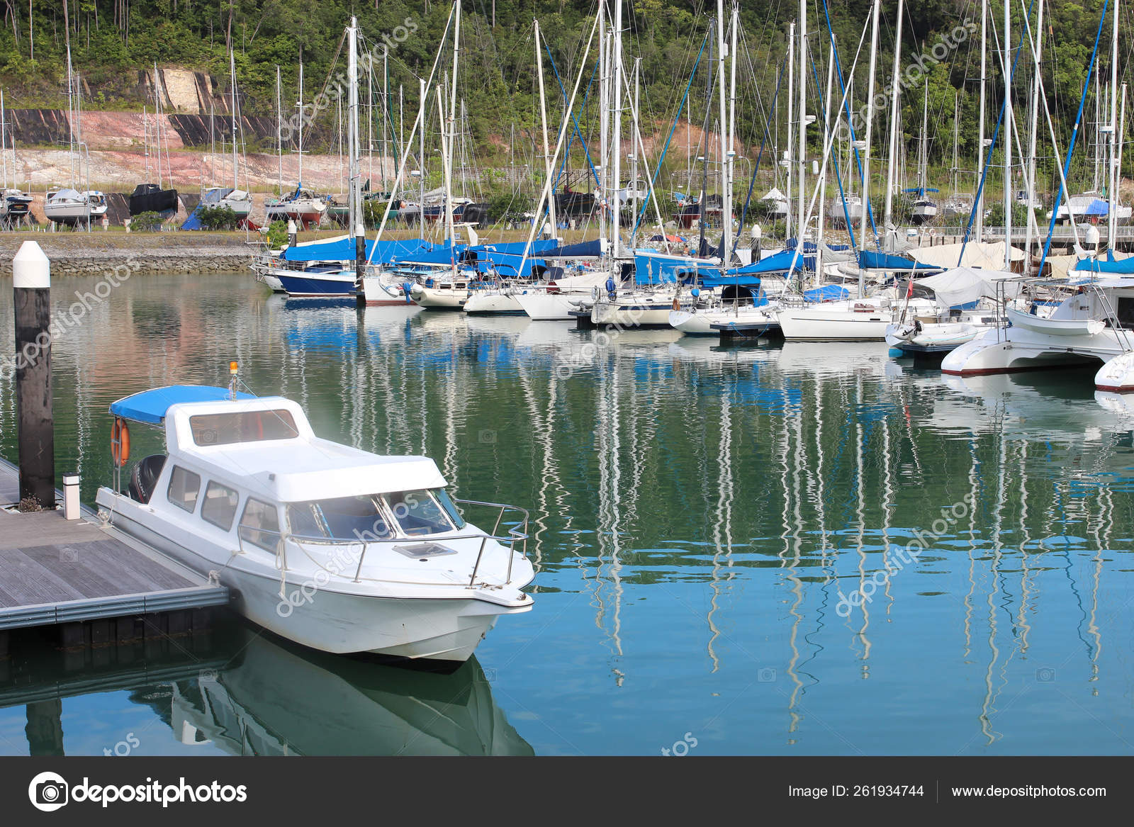 Yacht Parking Island Stock Photo by ©YAYImages 261934744