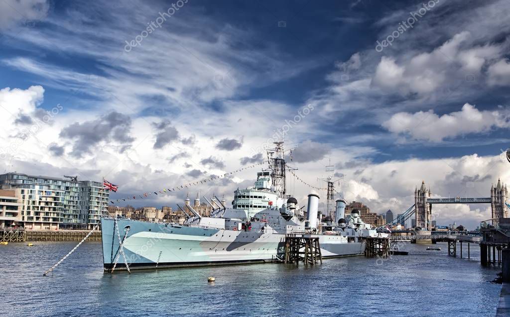 El HMS Belfast (1930) es el ltimo crucero superviviente de la Royal Navys y el m s grande ...