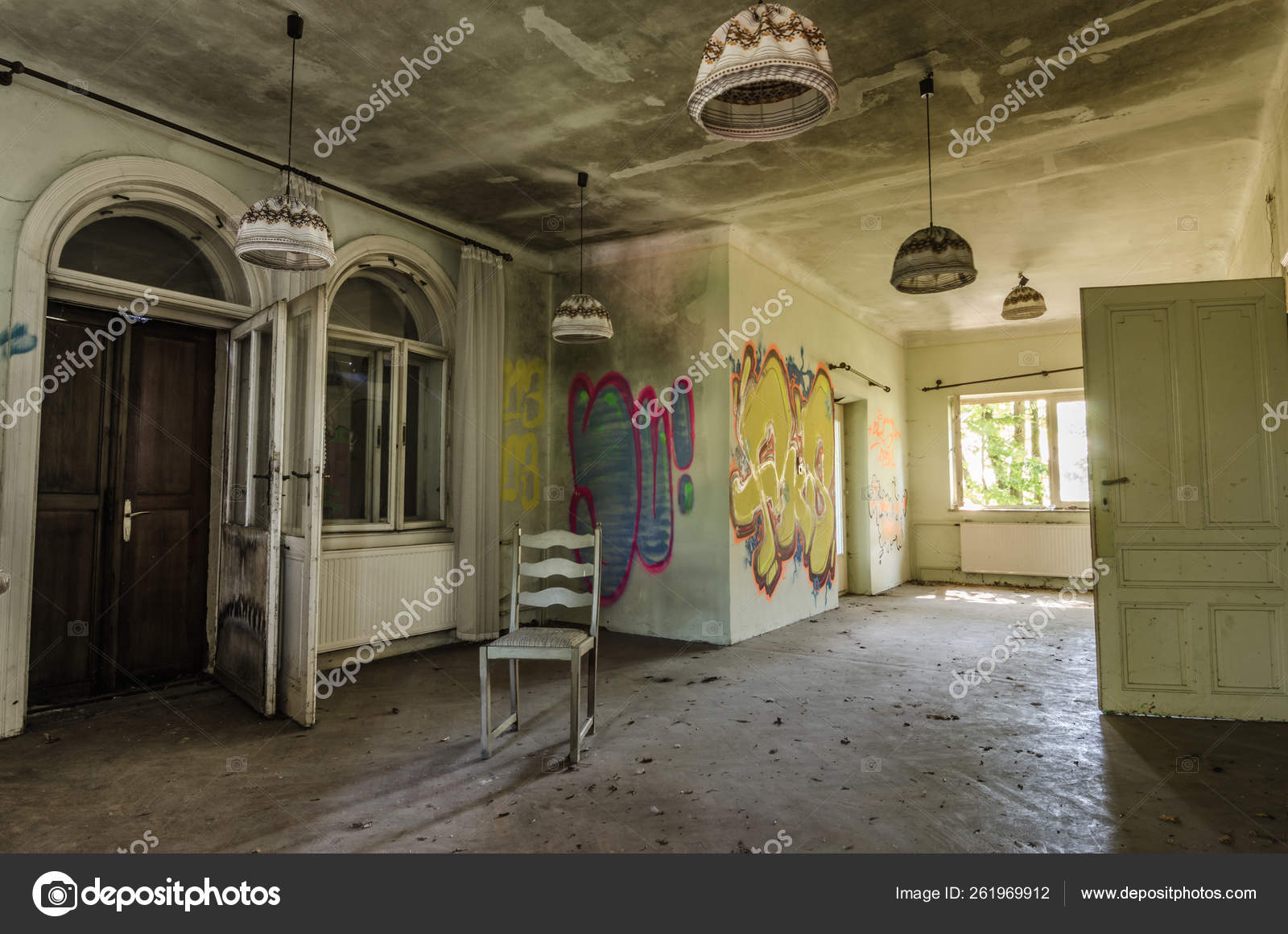 Beautiful Old Room Old Mansion – Stock Editorial Photo © YAYImages ...