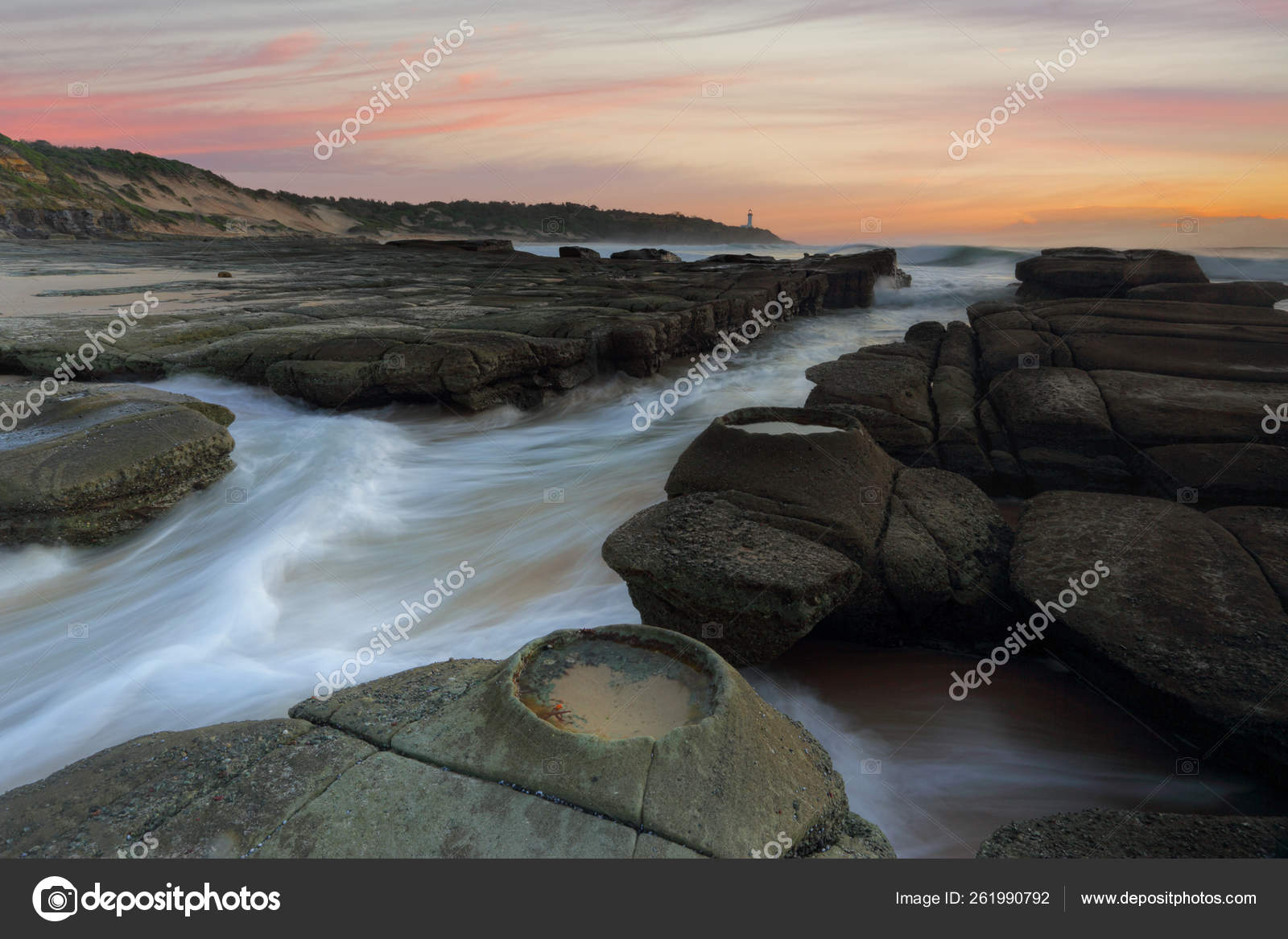 Ocean Flowing Out Rock Chasm Soldiers Point Norah Head — Stock Photo ...
