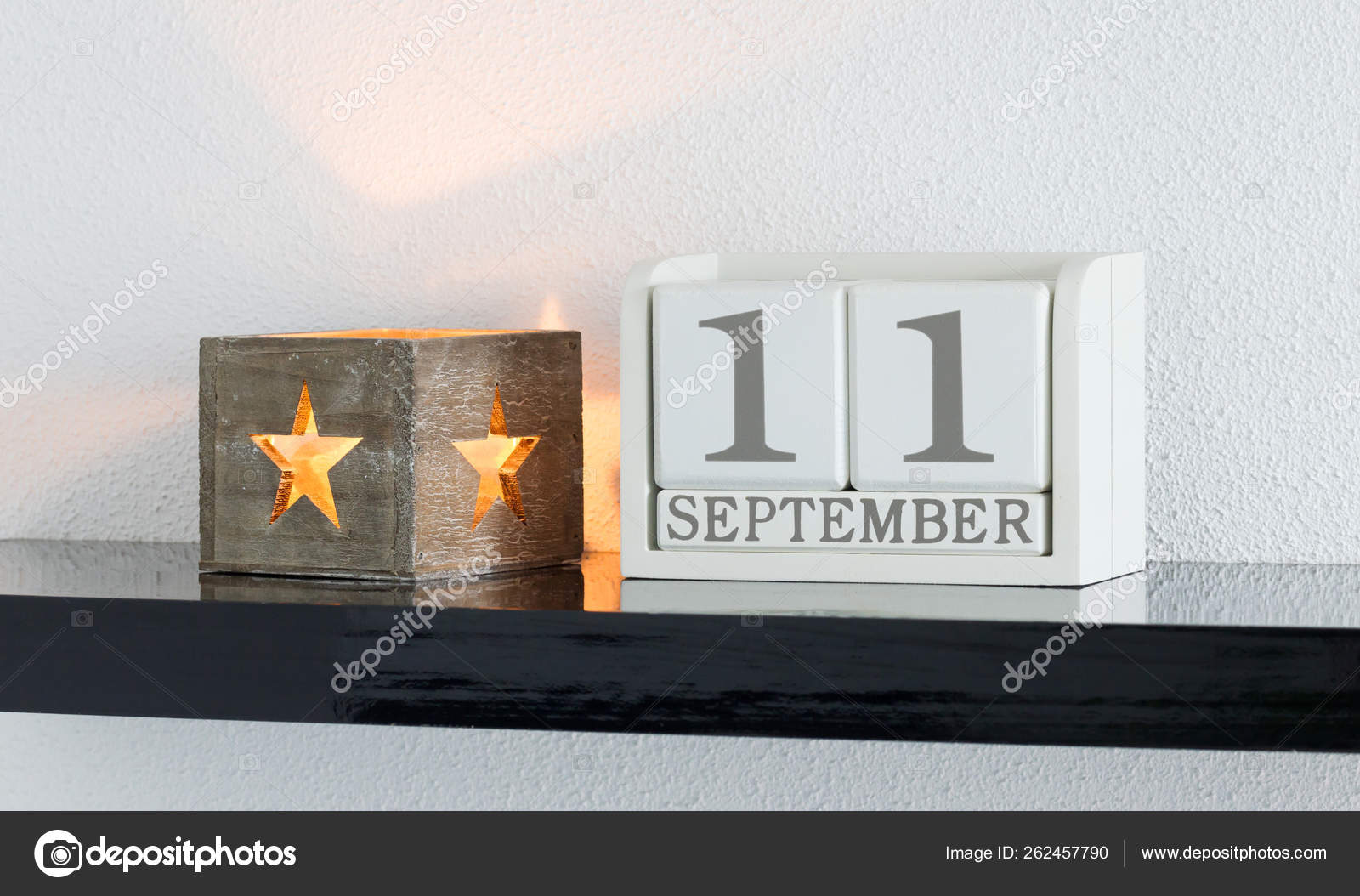 White Block Calendar Present Date Month September White Wall Background ...