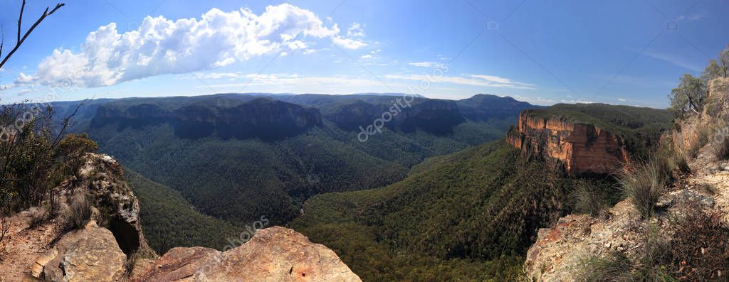 Bushwalking Stock Photos, Royalty Free Bushwalking Images | Depositphotos