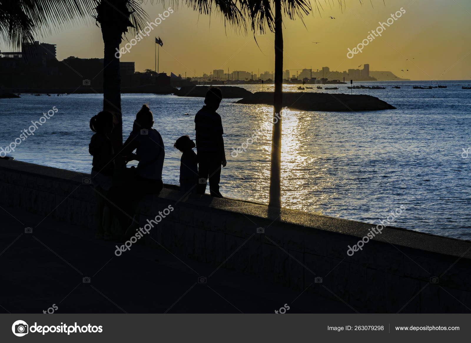 Escena Urbana Tropical Malecón Libertad Una Ciudad Costera Ubicada ...
