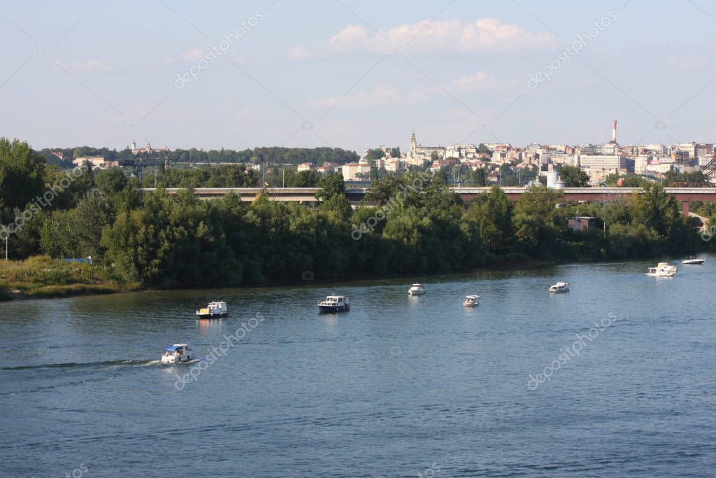 Panorama de Belgrado y el río Sava Serbia 2023