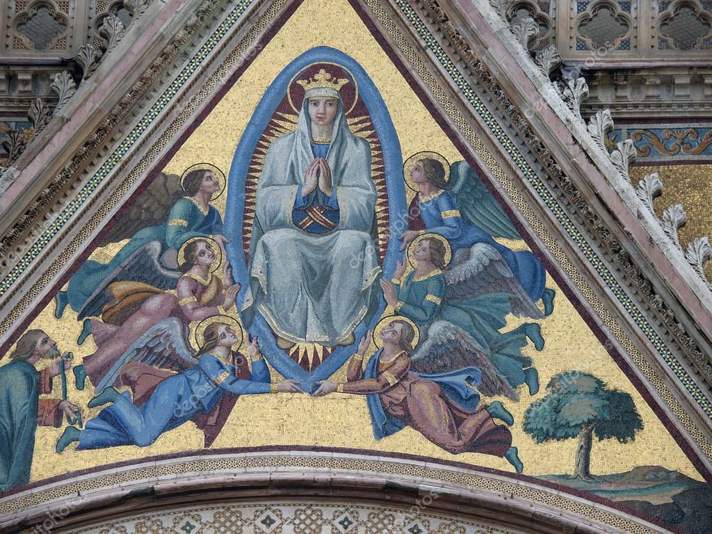 Orvieto - Fachada del Duomo. El mosaico representa la Asunción de María ...