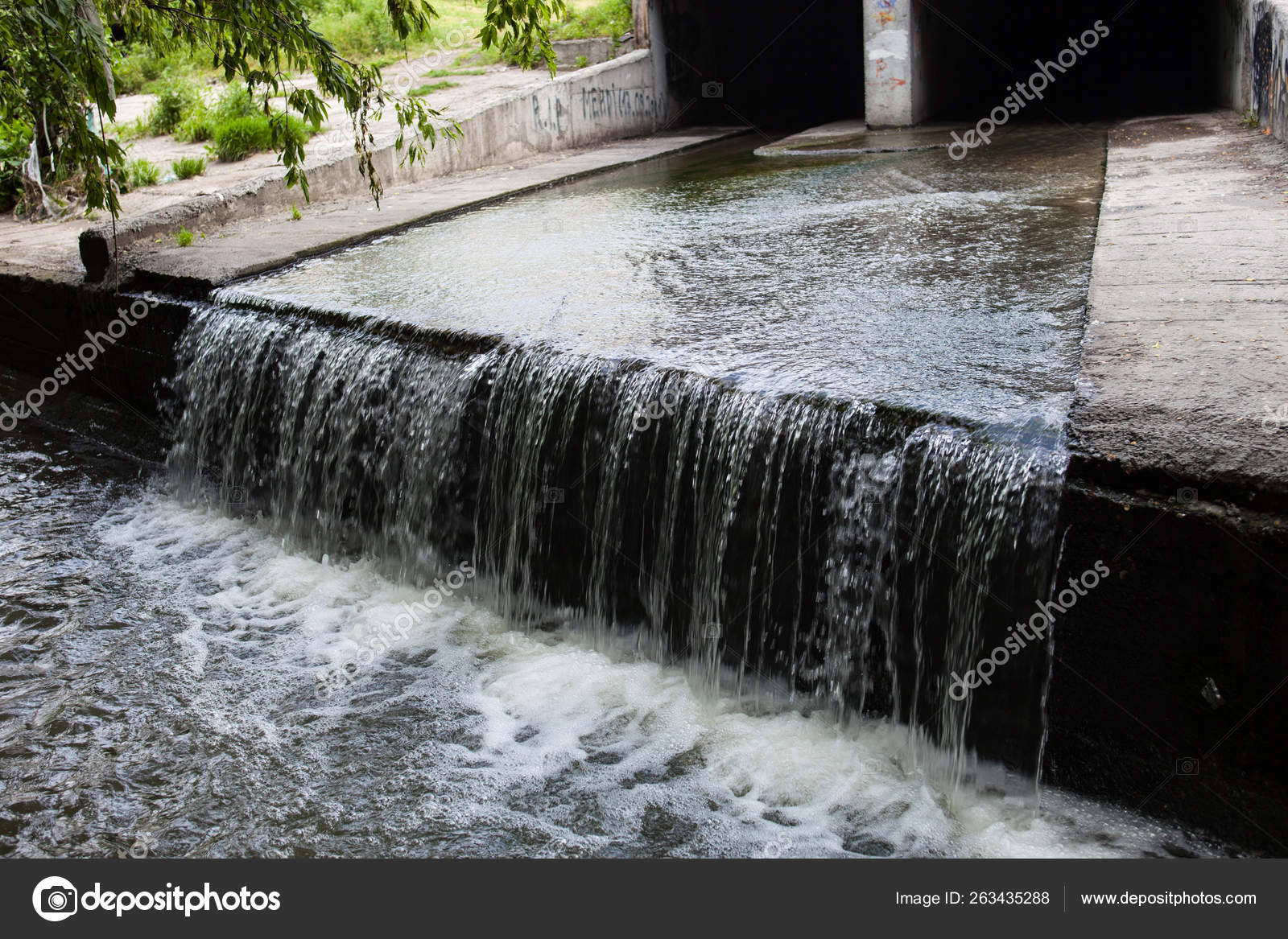 Water Stream Flowing Out Underground Tunnel Lybid River Kyiv — Stock ...