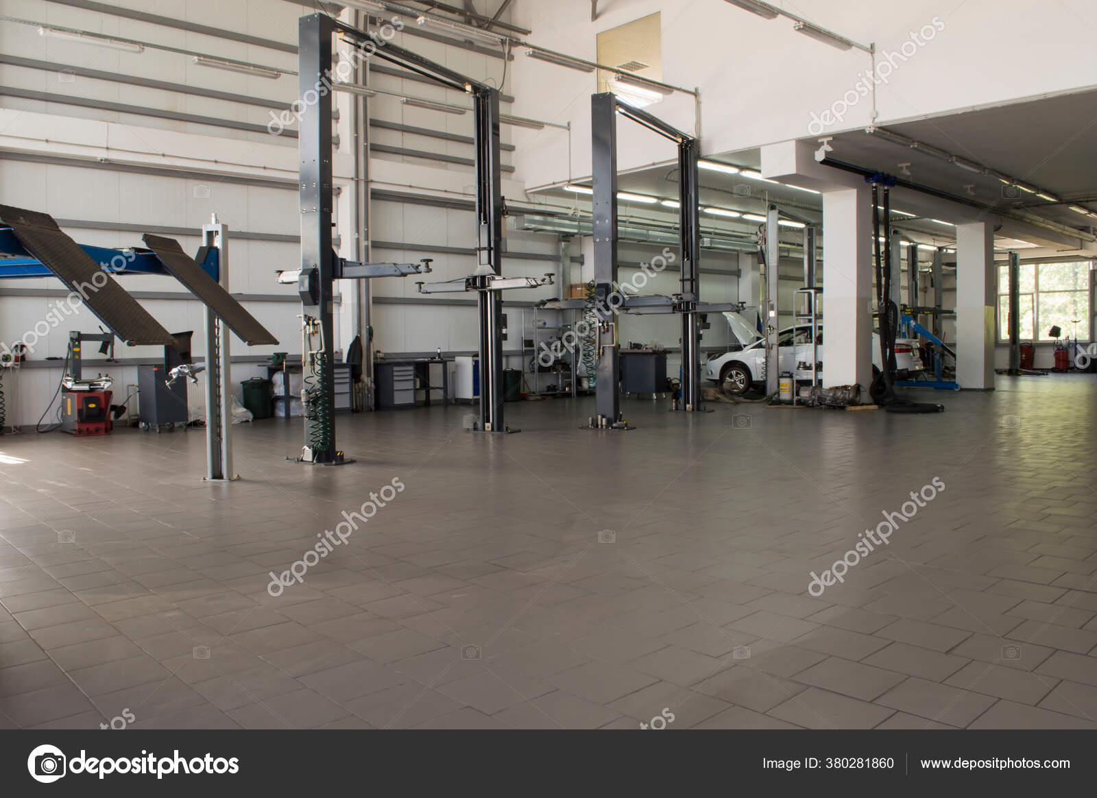 One White Car Open Hood Stands Lift Auto Workshop — Stock Photo ...