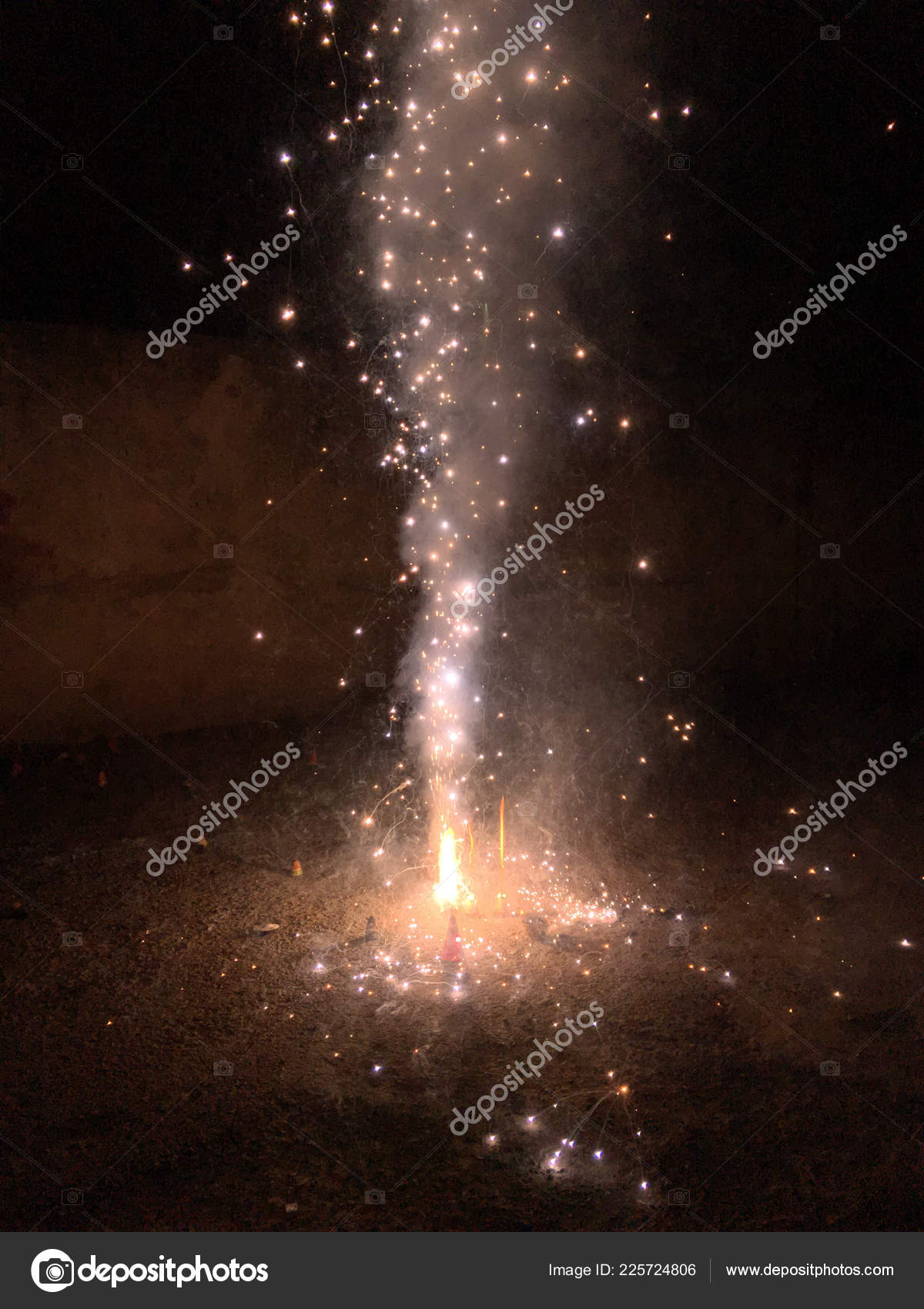 Fire Crackers Diwali Celebrations India — Stock Photo © amazingworld ...