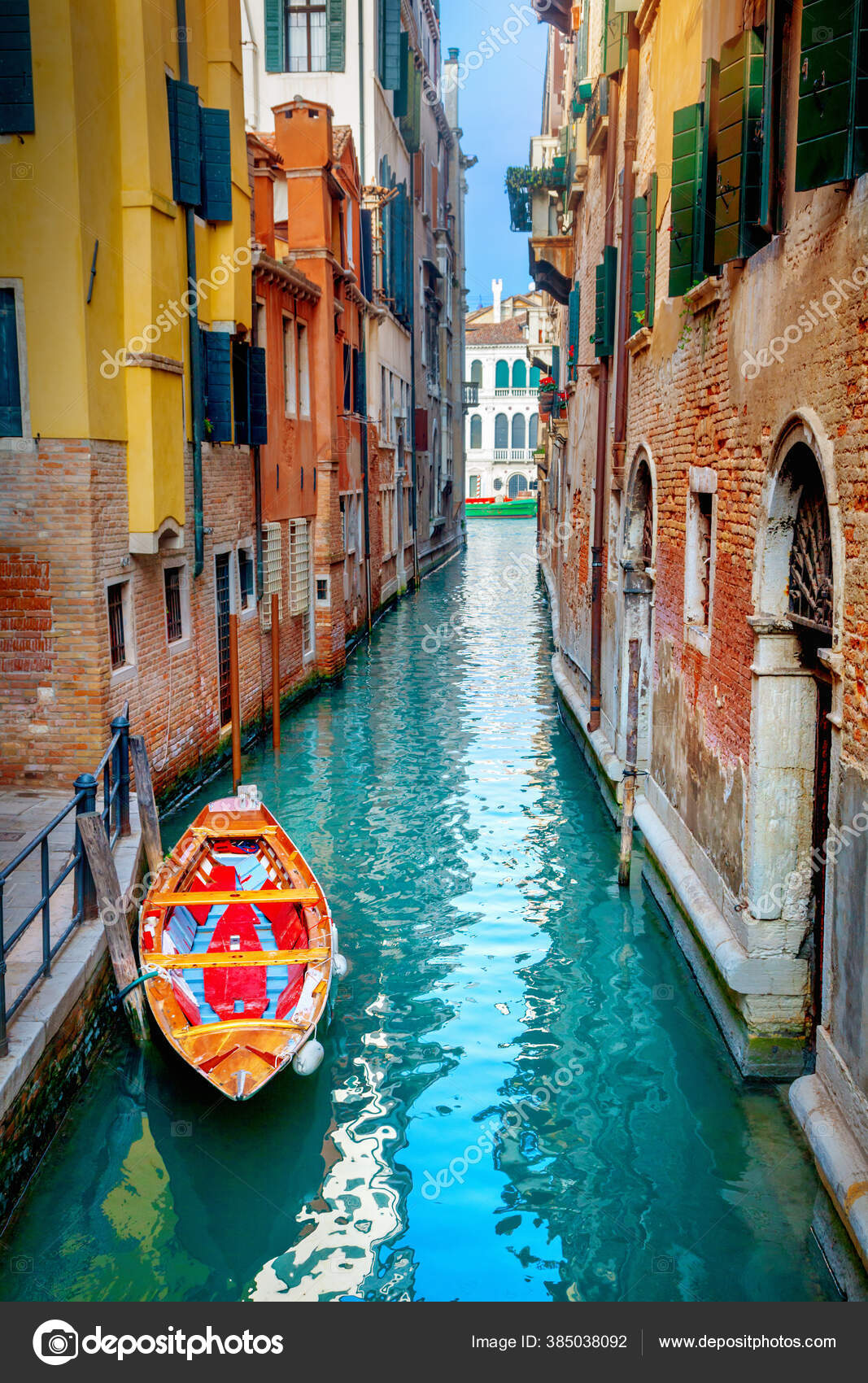 Venice Canal Buildings Italy ⬇ Stock Photo, Image by © adisa #385038092