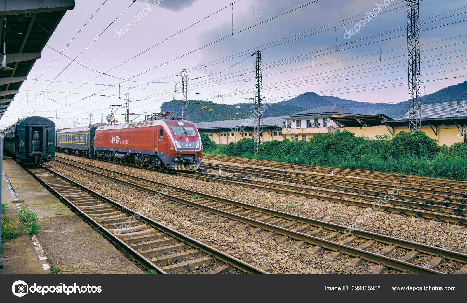 Train Railroad Railway Rails – Stock Editorial Photo © Imaginechina ...
