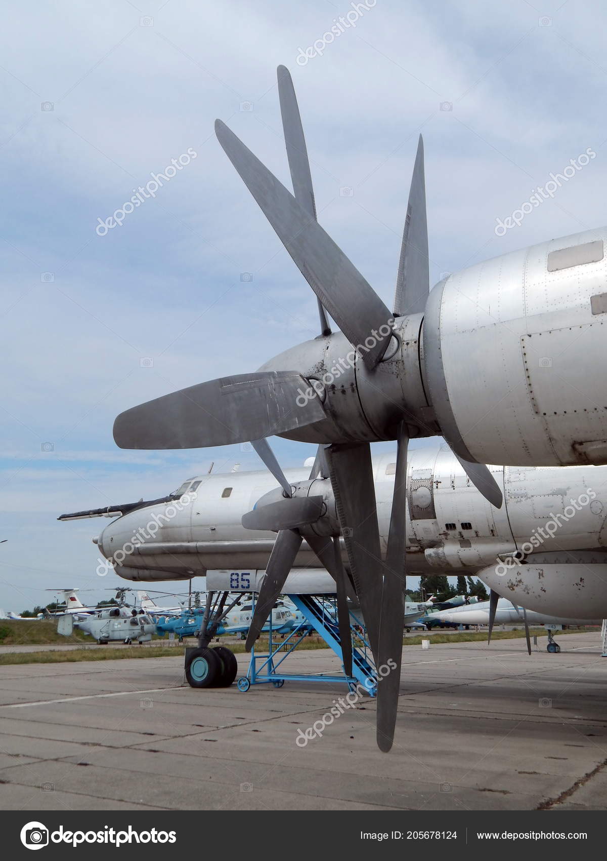 Aviation Engine Propellers Airplane — Stock Photo © apxipro@gmail.com ...