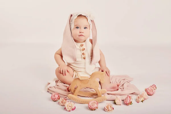 Cute baby cryptids wearing a bow in her head photo realism Fotos de ...