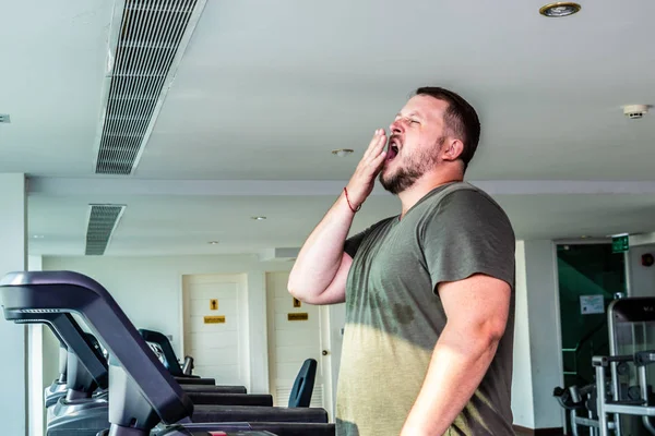 Man screaming at the gym Stock Photos, Royalty Free Man screaming at ...