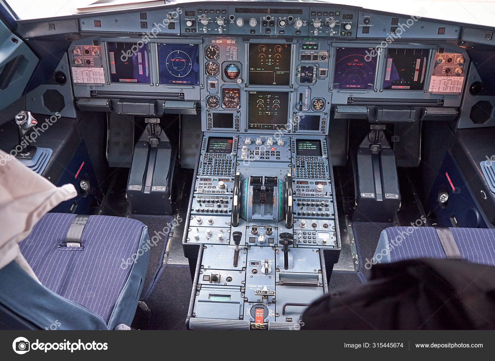 Airbus A319 Cockpit