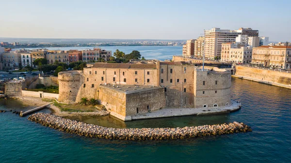 Tarento Stock Photos, Royalty Free Tarento Images | Depositphotos