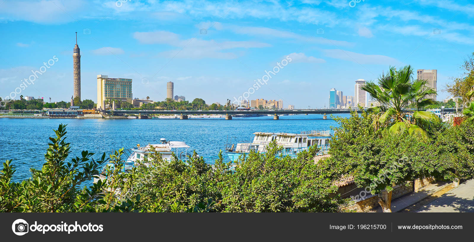 Corniche Embankment Nile River Downtown District Covered Lush Greenery ...