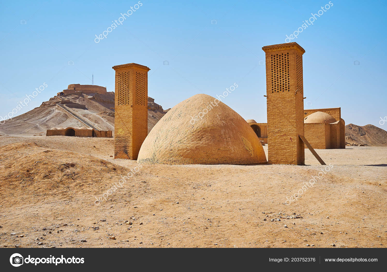 Yakhchal Ancient Evaporative Cooler Brick Dome Two Windtowers Located ...