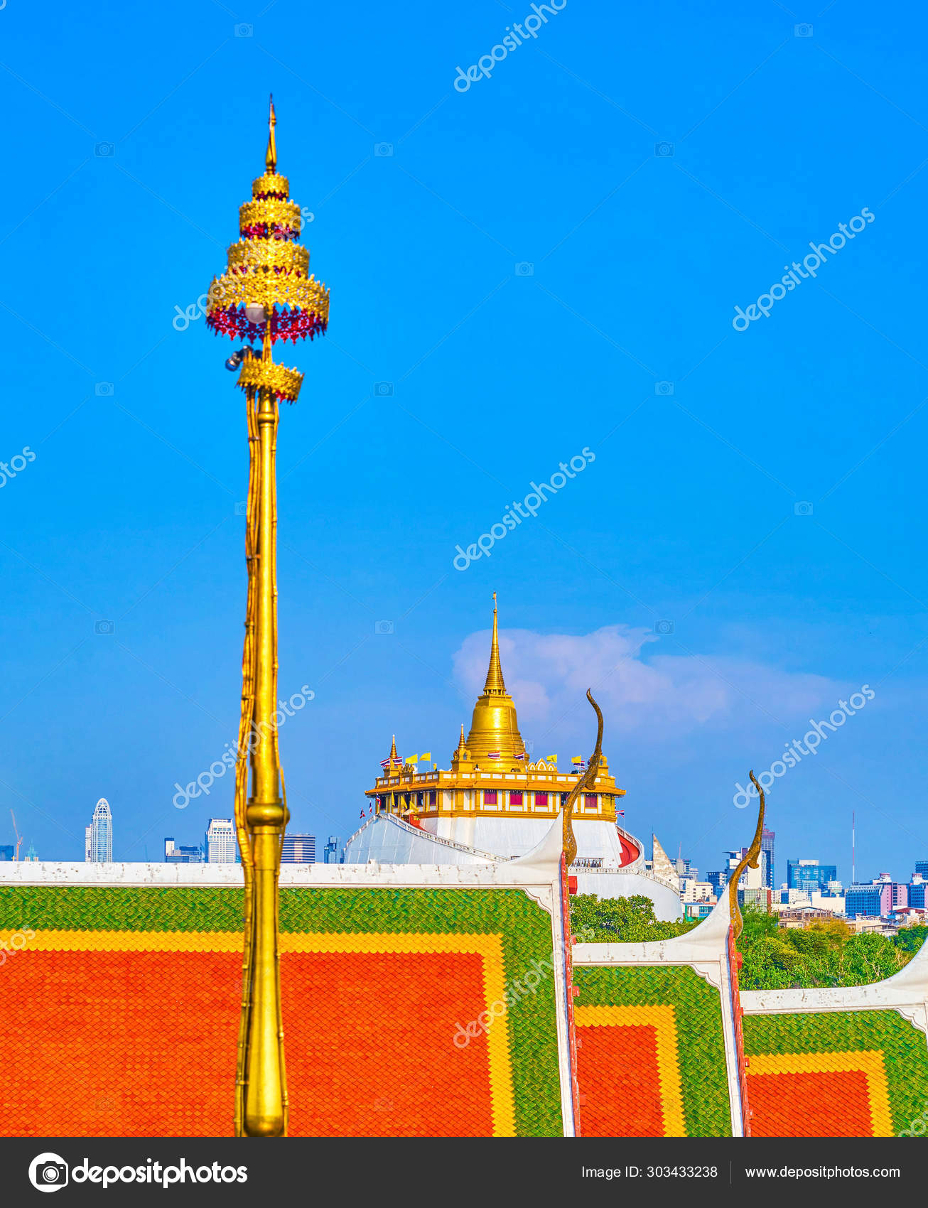 The Golden Mount Temple in Bangkok, Thailand Stock Photo by ©efesenko ...