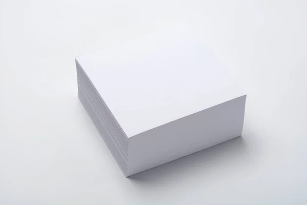 White paper cube fotos de stock, imágenes de White paper cube sin royalties | Depositphotos