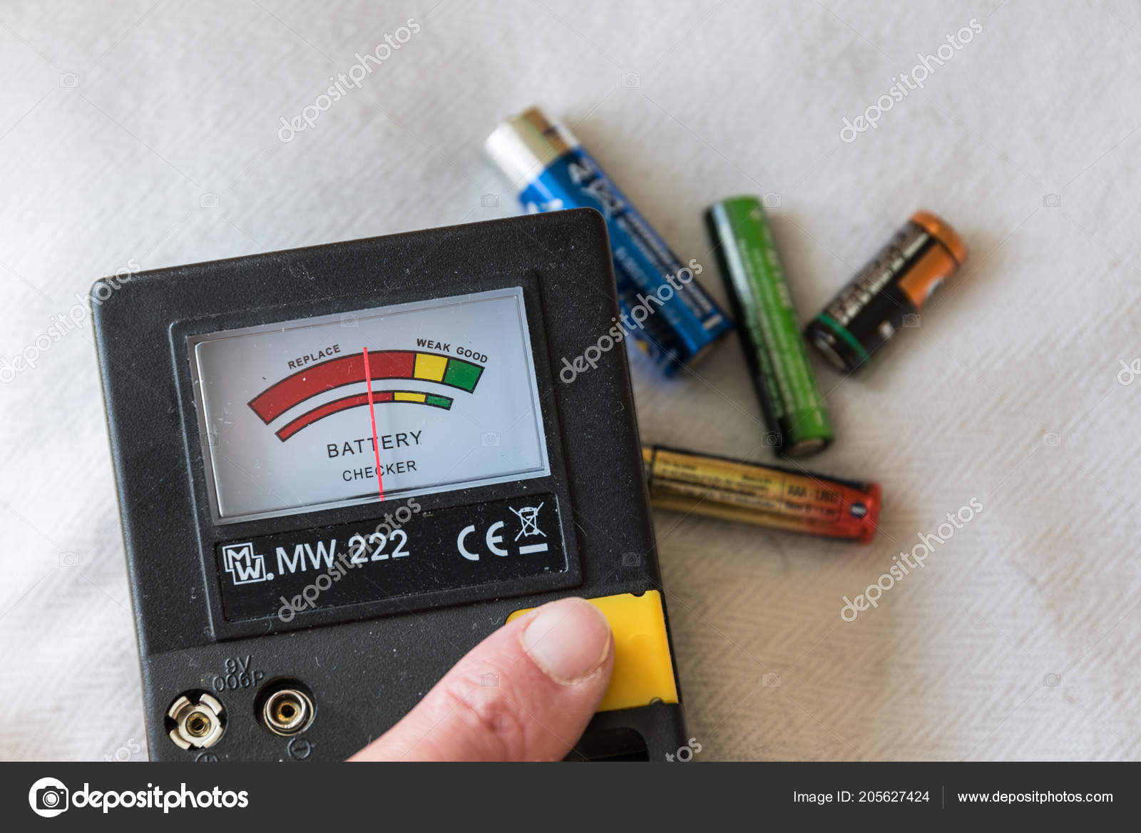 Check Battery Power Cells Battery Tester Close Display Low Battery ...