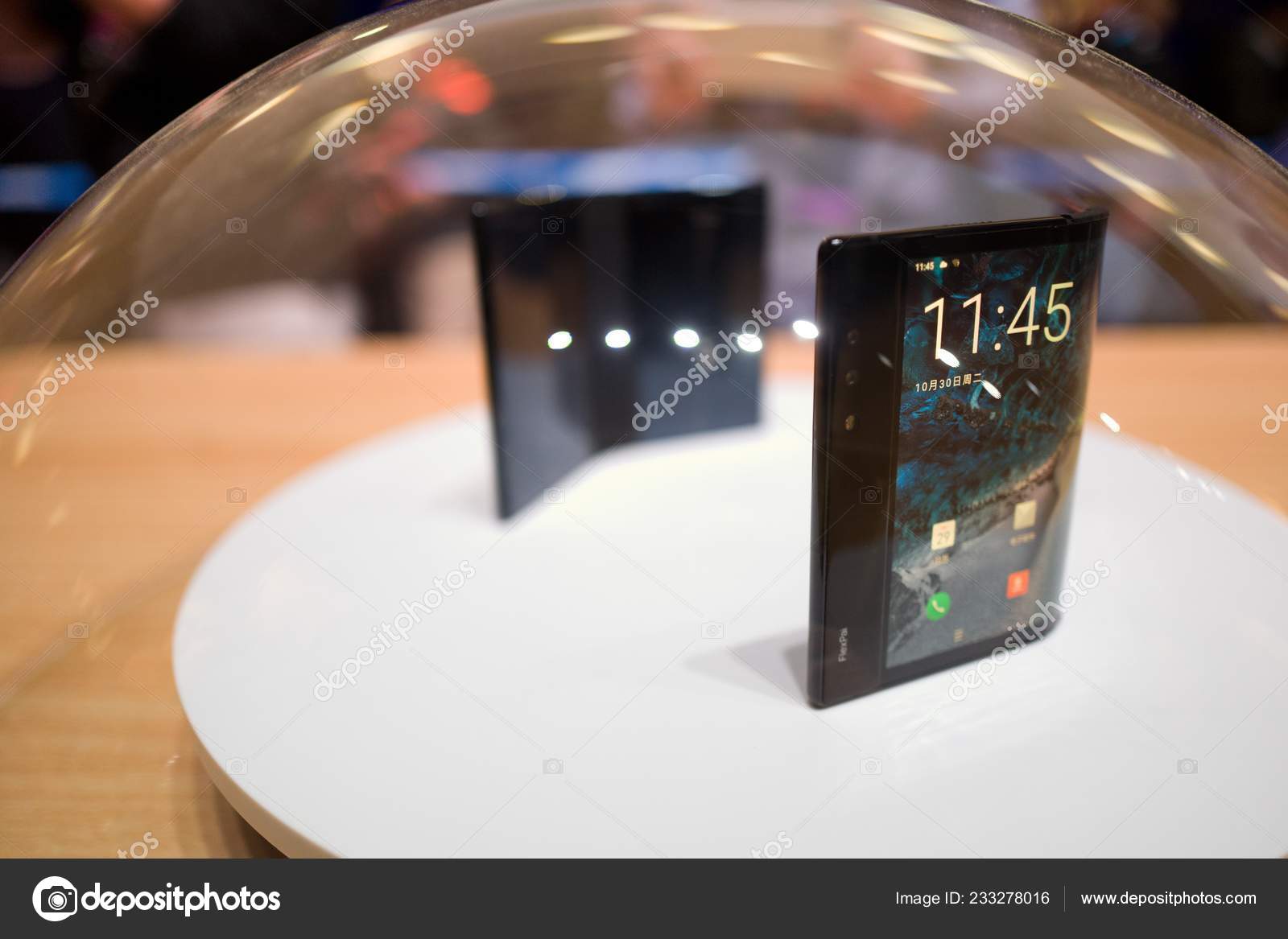 Large Screen Foldable Devices Launched Royole Corp Manufacturer ...