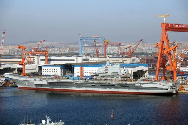 Indústria da construção naval de dalian Stock Photos, Royalty Free ...