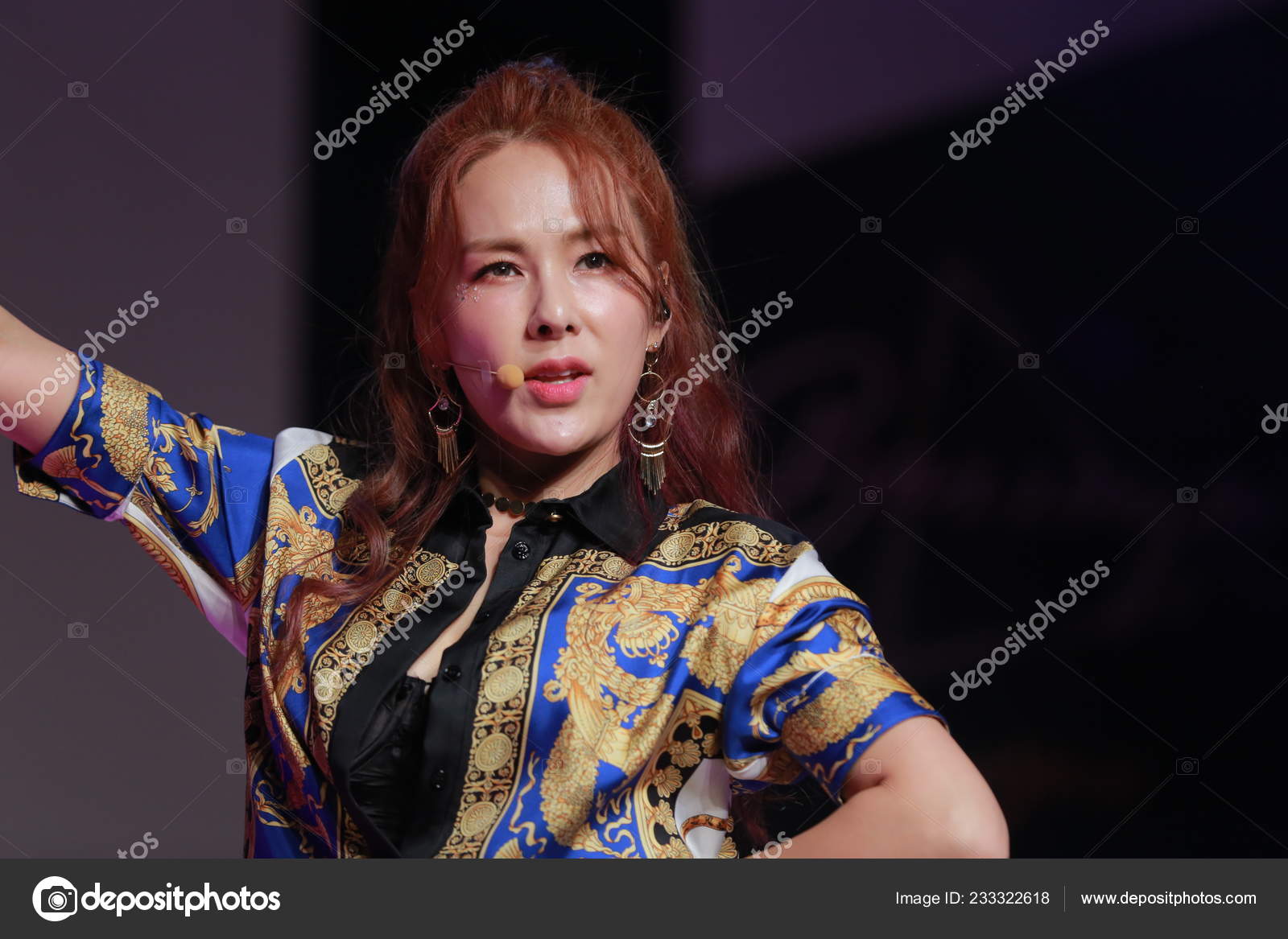 South Korean Pop Singer Lee Chae Yeon Known Mononymously Chae – Stock ...