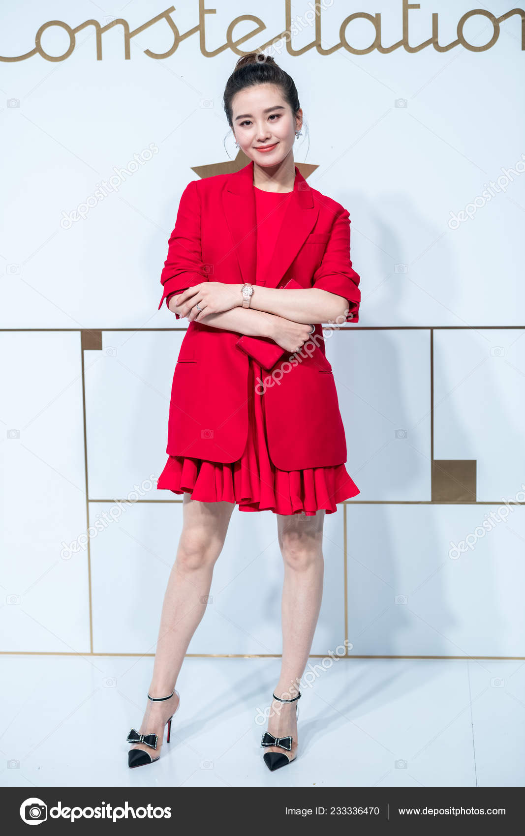 Chinese Actress Liu Shishi Poses Omega Constellation Event Shanghai ... Chinese Actress Liu Shishi Poses Omega Constellation Event Shanghai ...