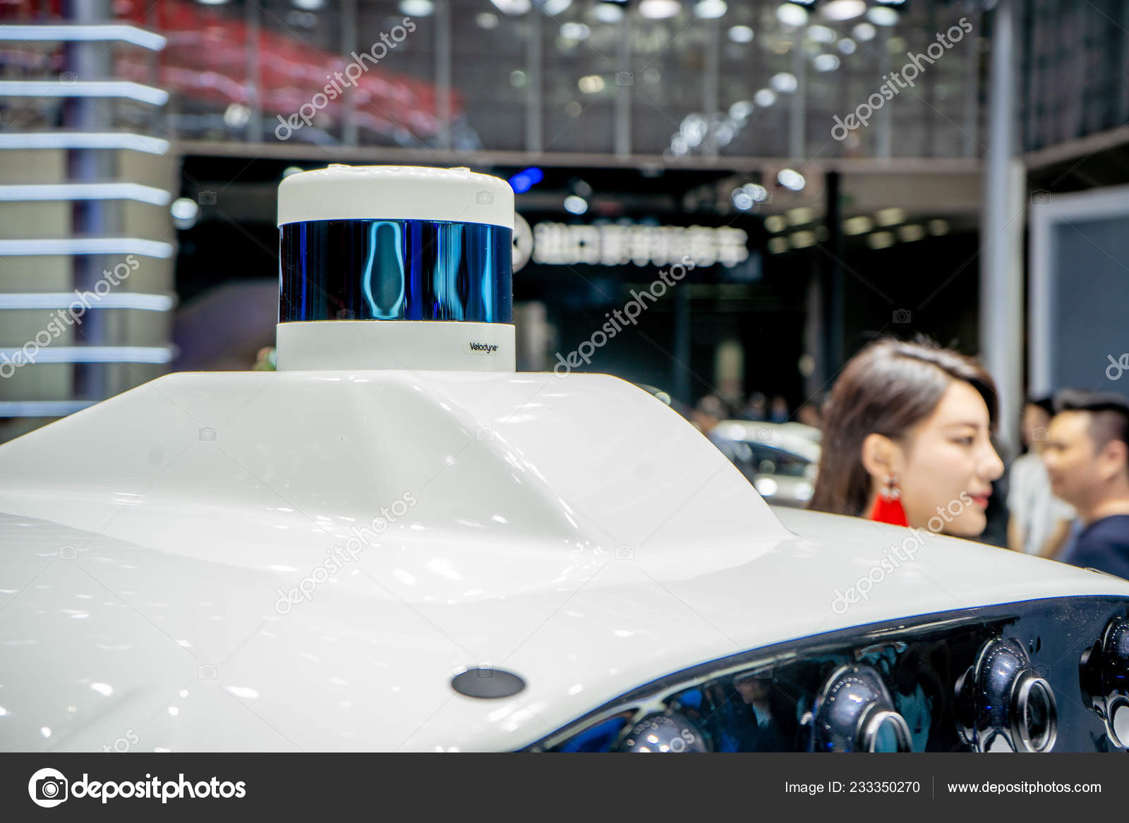 Hongqi Autonomous Passenger Vehicle Powered Baidu's Apollo Autonomous ...