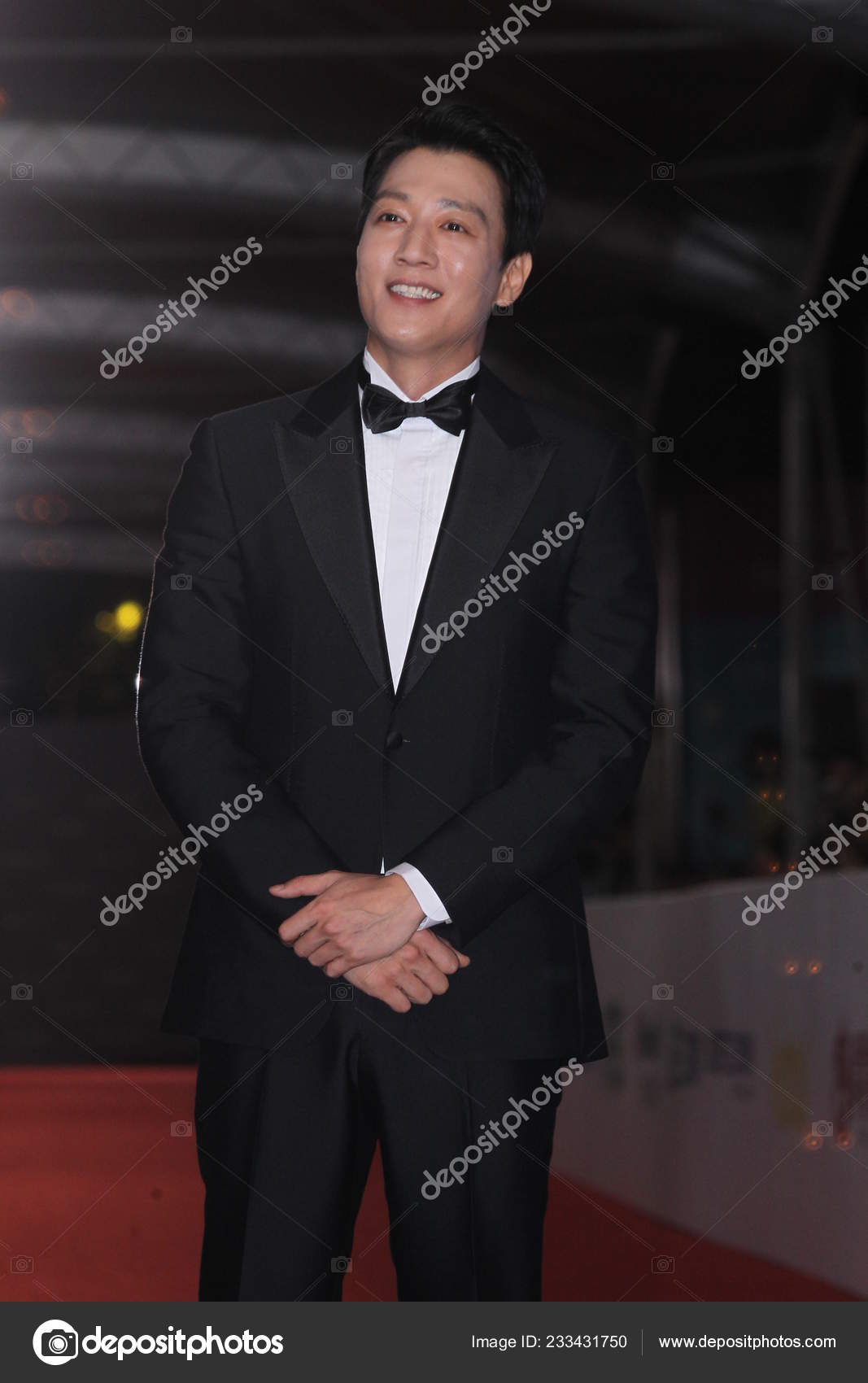 South Korean Actor Kim Rae Won Poses Arrives Red Carpet – Stock ...