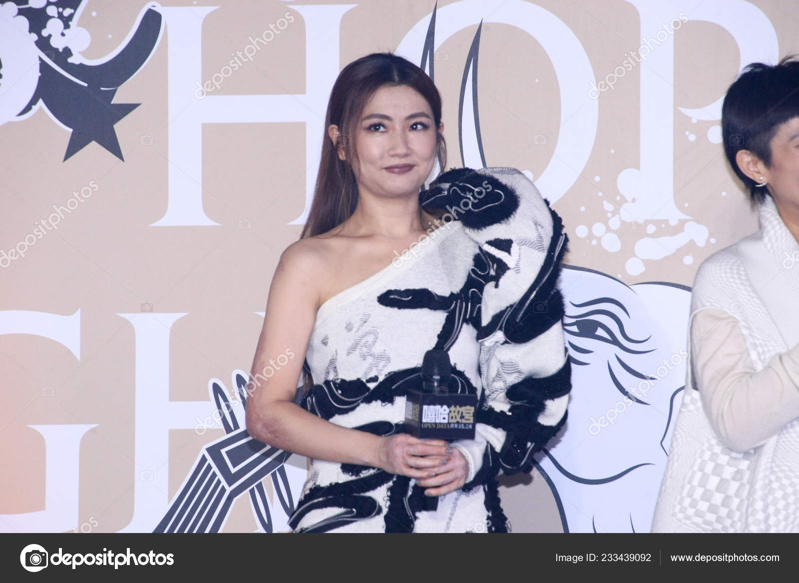 Selina Taiwanese Girls Group Poses Promotional Event Upcoming Hip Hop – Stock Editorial Photo ...