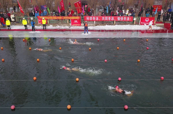 Cross finish line Stock Photos, Royalty Free Cross finish line Images ...